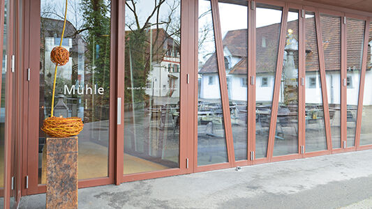 Artikel: Mehr Sicherheit mit Glas: SIGAB-RICHTLINIE 002